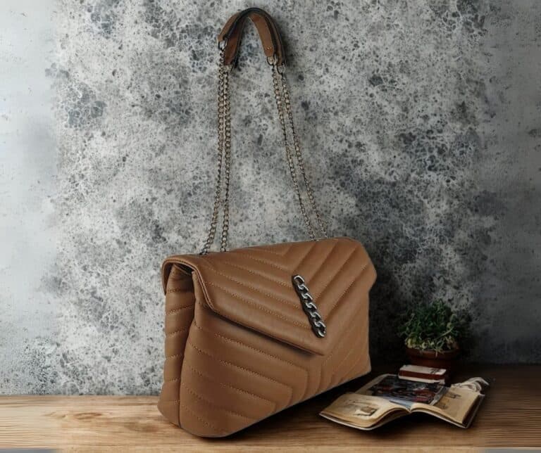 PASSPARTU - Accesoriul perfect - Posete din piele naturala